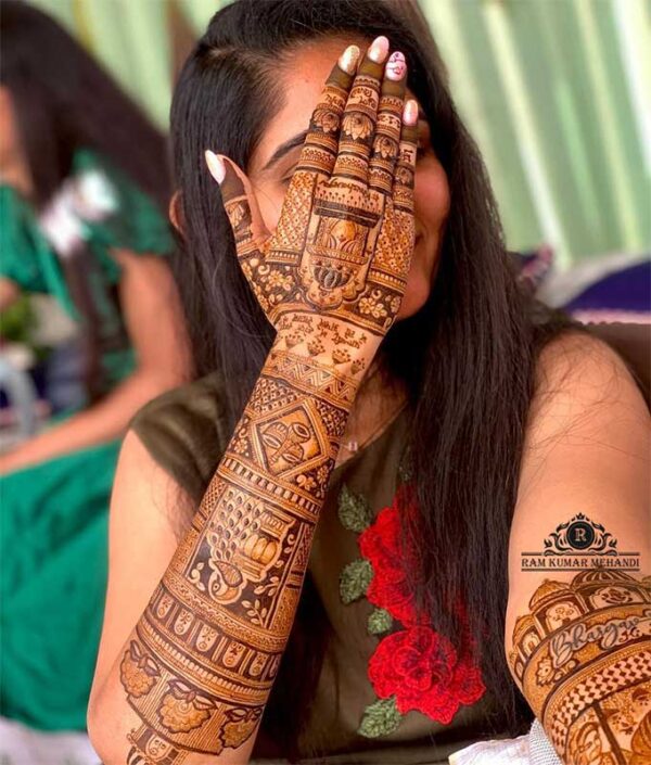 12 Best Backhand Mehndi Designs for Brides